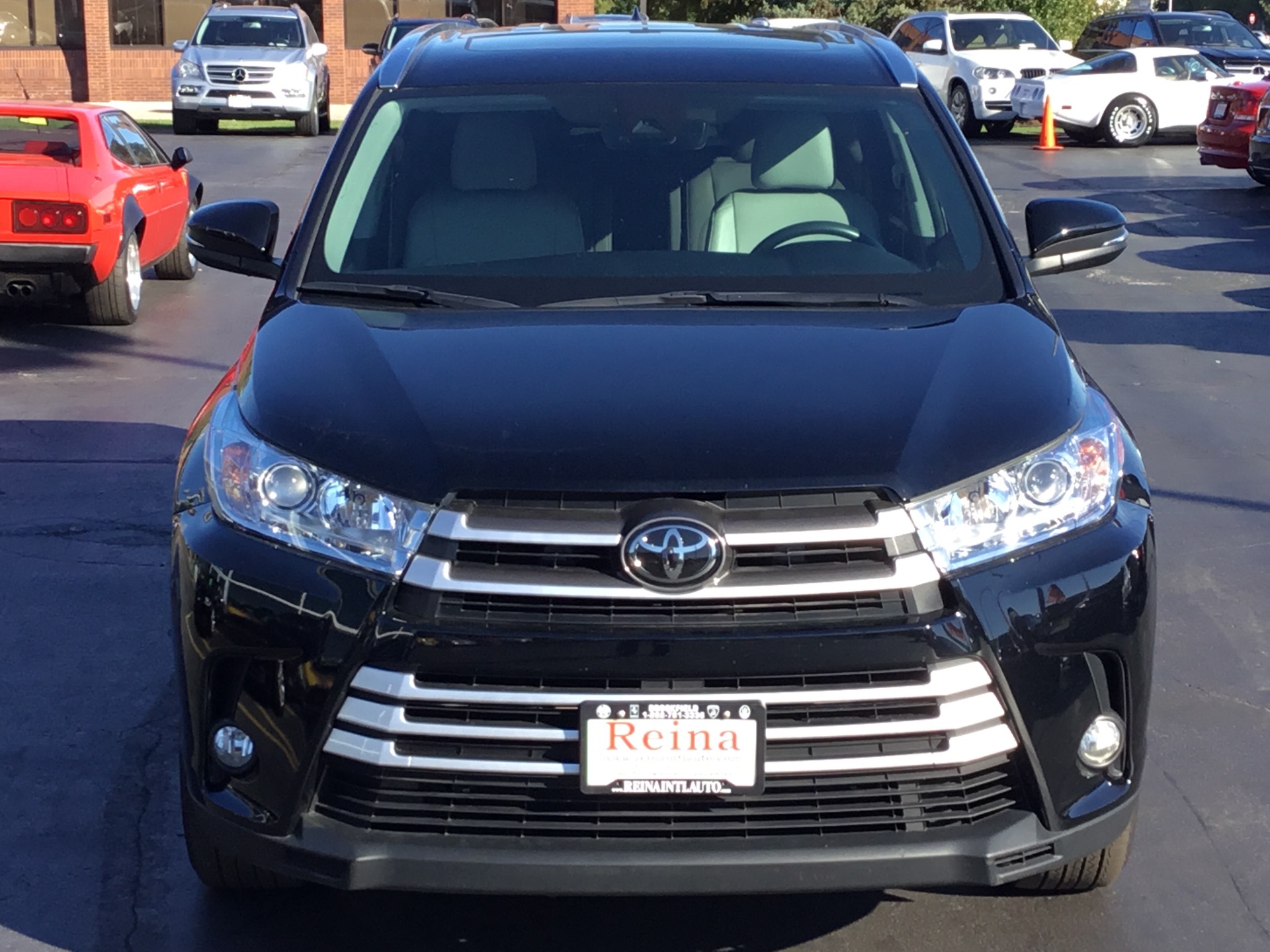 2018 Toyota Highlander XLE Stock # 4195 for sale near Brookfield, WI ...
